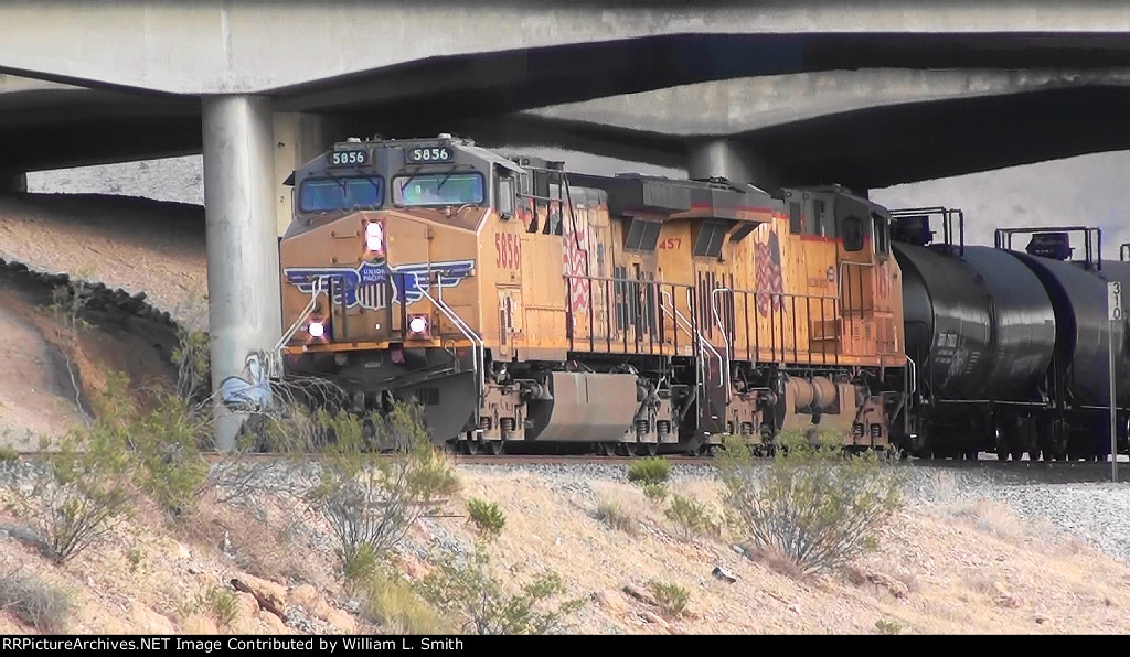 WB Manifest Frt at Erie NV W-MTrn Slv =1